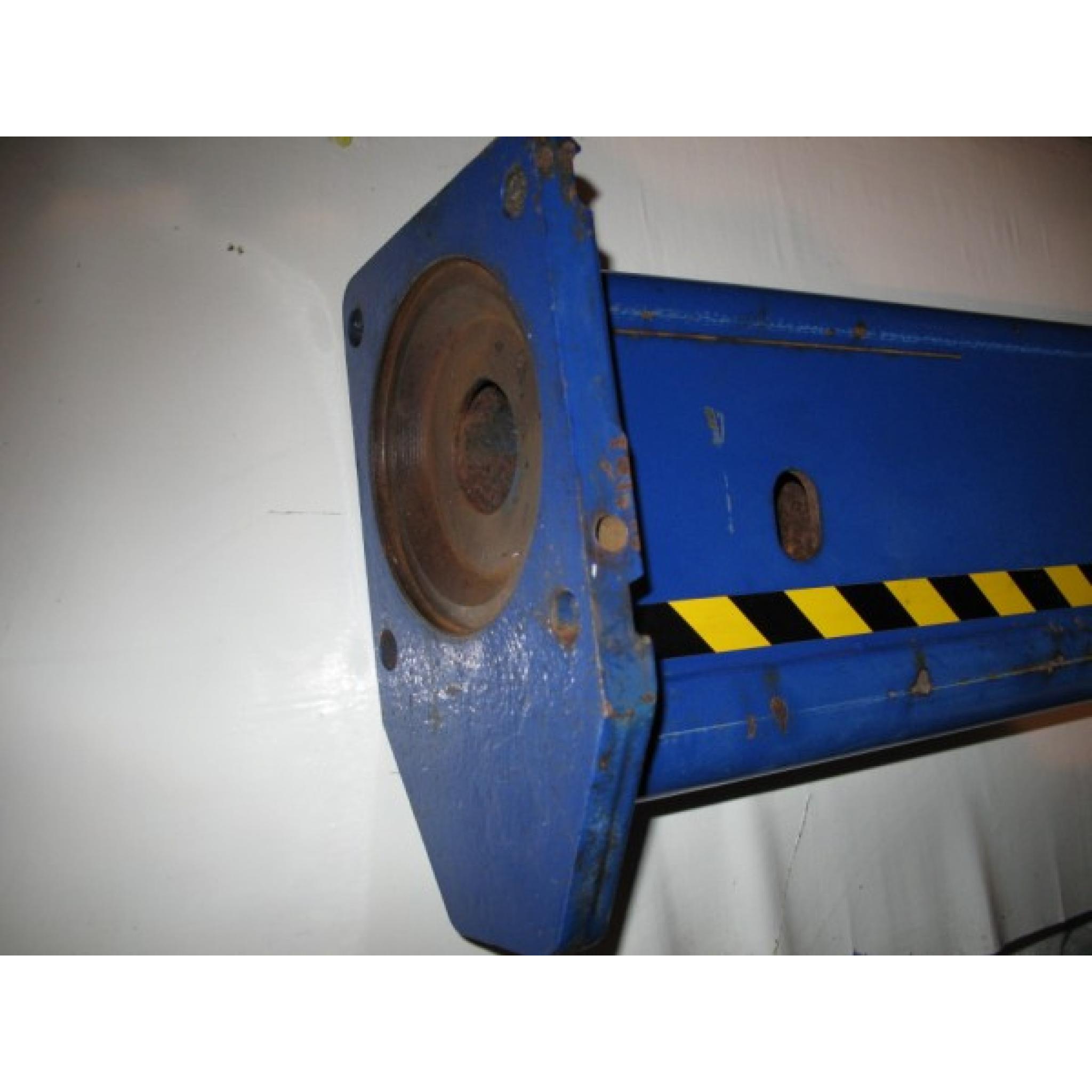 H351 8884 Hiab 070, Hiab 071, Hiab 080, Hiab 090 3.2m Outrigger Leg Beam